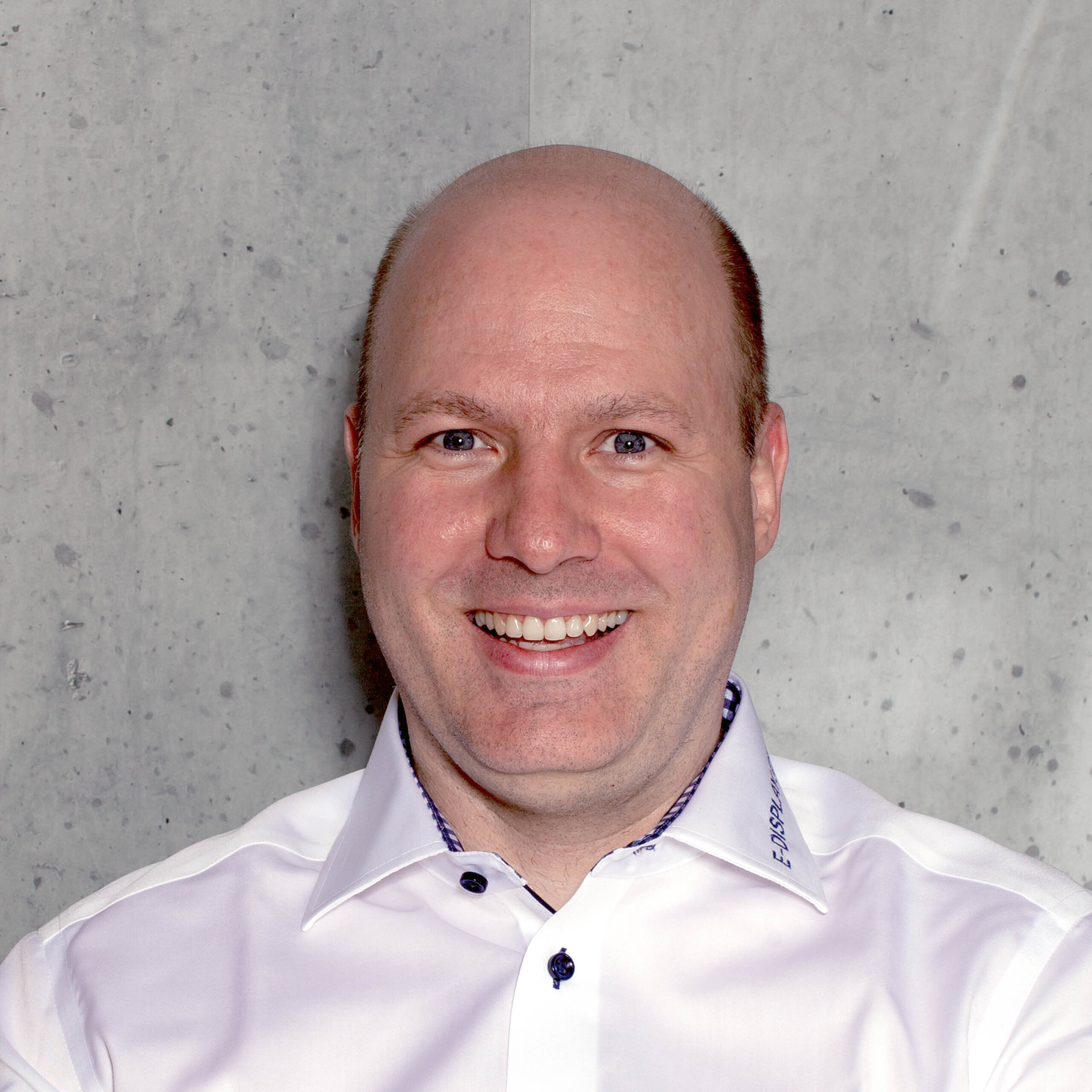 Team - ComRo Rohner AG - kompetent und motiviert